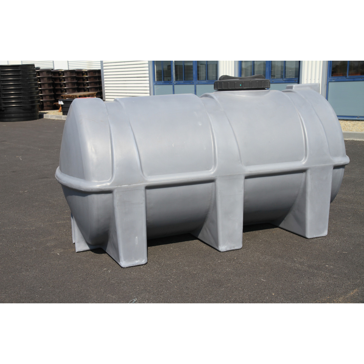 Citerne Eau ou Engrais liquide en PEHD 5000 litres – Beiser