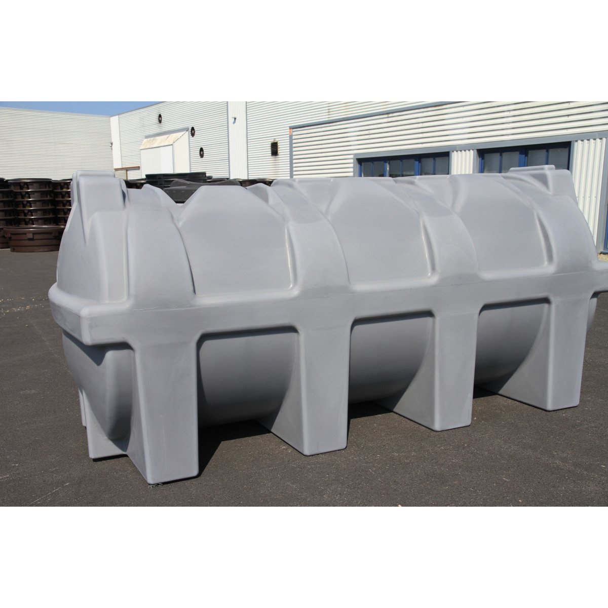 Citerne Eau ou Engrais liquide en PEHD 5000 litres – Beiser