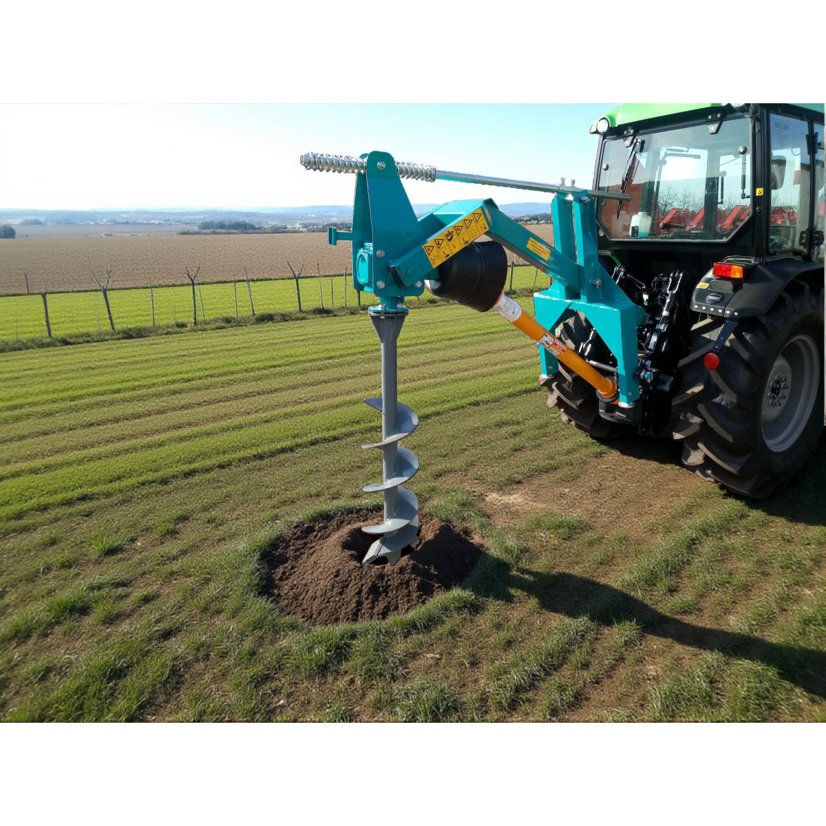 Tarière sur 3 points hydraulique