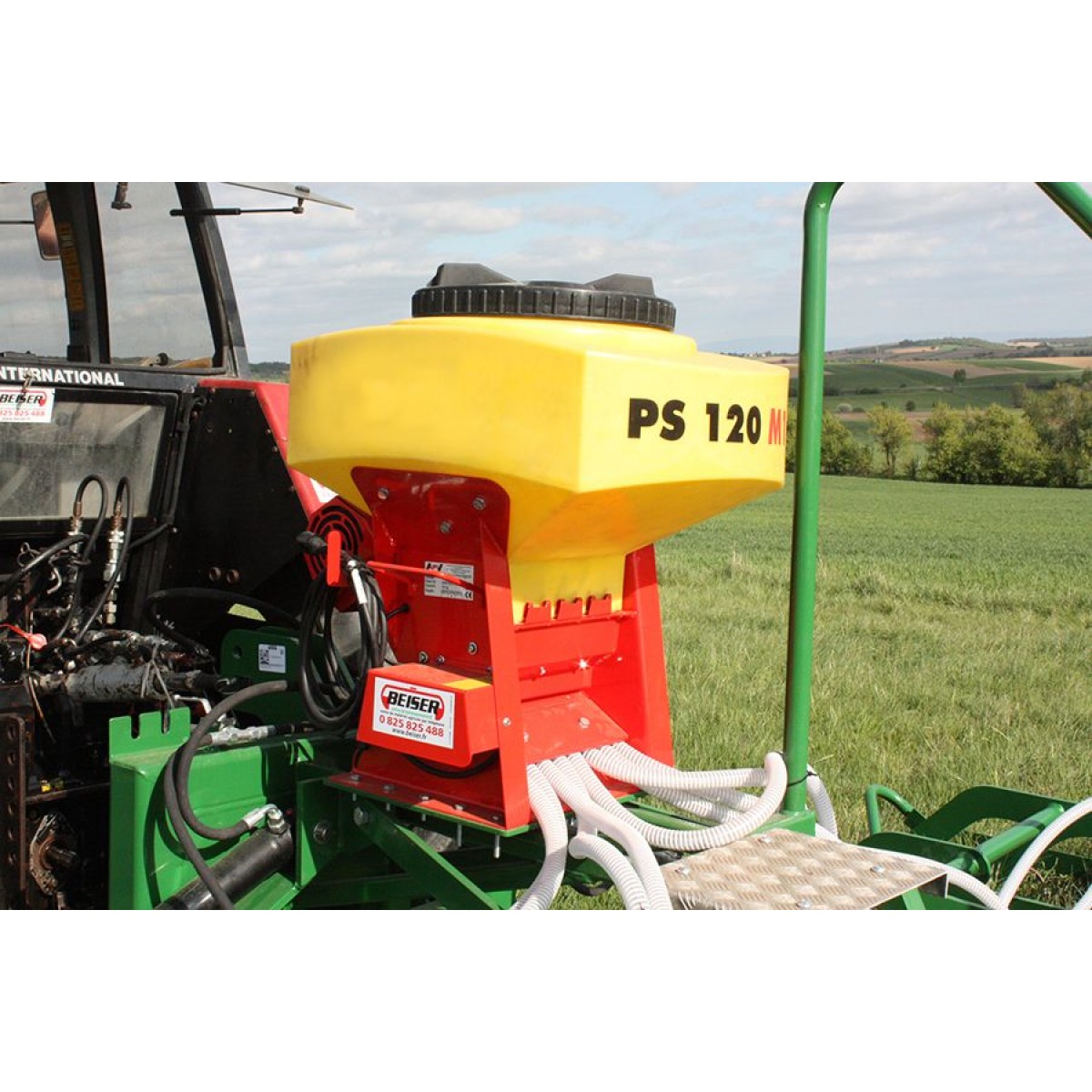 Beiser Environnement - Herse de prairie mixte 8 m avec semoir et ...